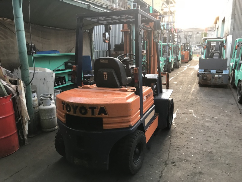 (TOYOTA) 5FD25-71672 – Used Forklift Japan | Advance