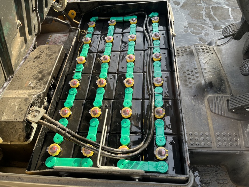 (KOMATSU) FB15-12-849655 – Used Forklift Japan | Advance