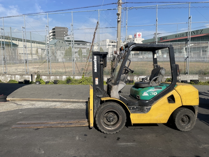 (KOMATSU) FD30T-16-746374 – Used Forklift Japan | Advance