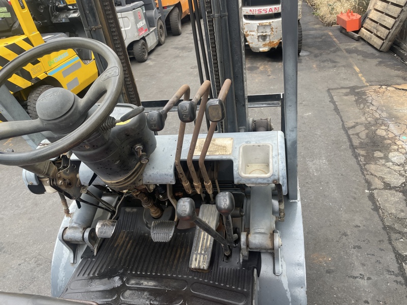 (TOYOTA) 6FD15-33002 – Used Forklift Japan | Advance