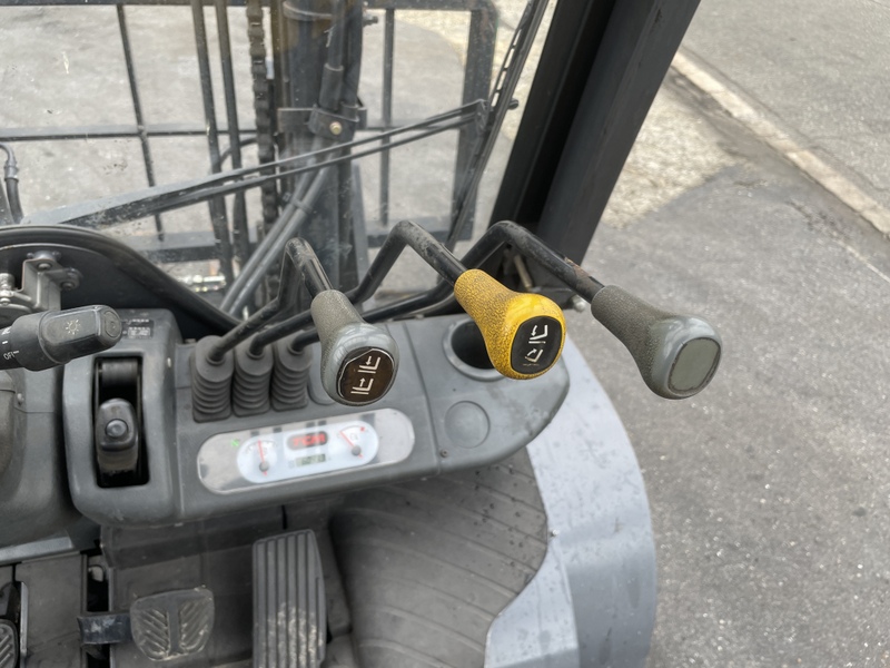 (TCM) FHD30T3-01349 – Used Forklift Japan | Advance