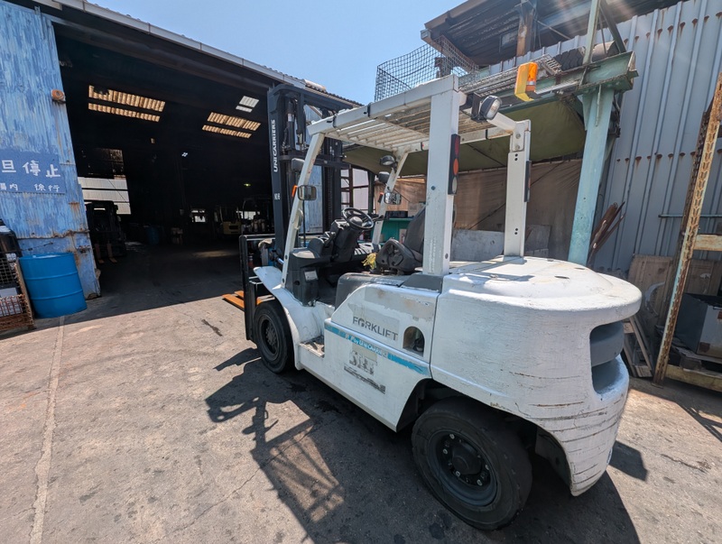 (NISSAN) W1F4A35(FD35)-400136 – Used Forklift Japan | Advance