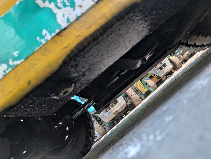 (KOMATSU) FD30-11-459402 – Used Forklift Japan | Advance